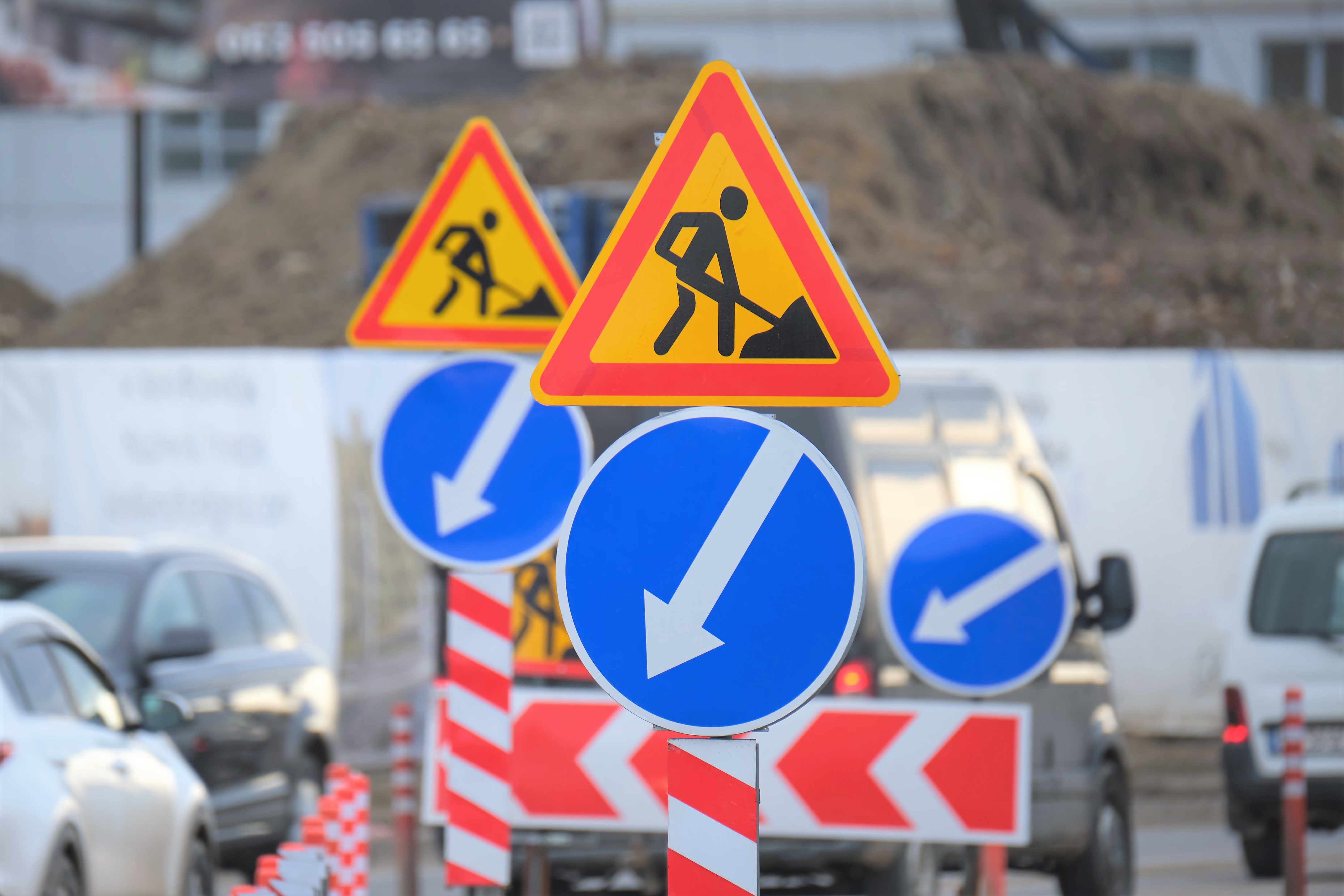 CIRCULAȚIE ÎNCHISĂ PE STR. DECEBAL ȘI MICU KLEIN